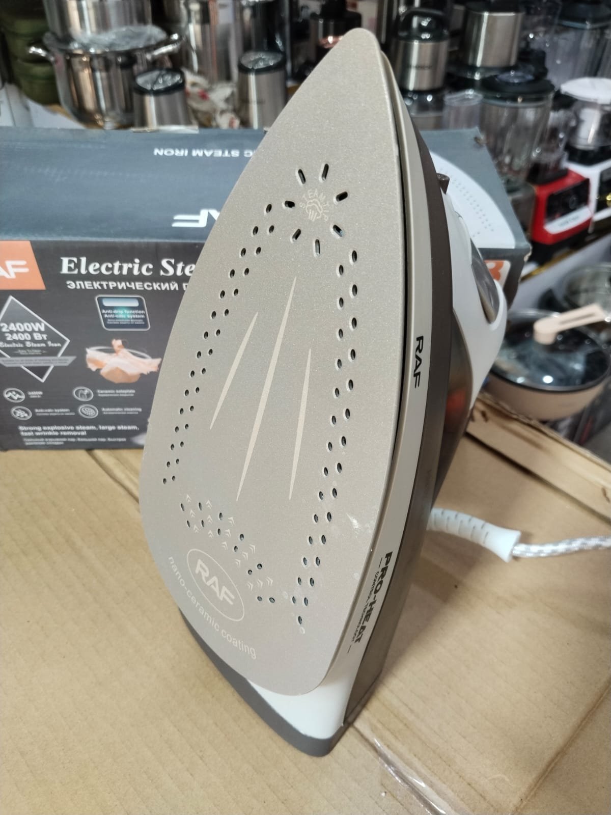 RAF Electric Steam Iron - Karkhano Market online Shop